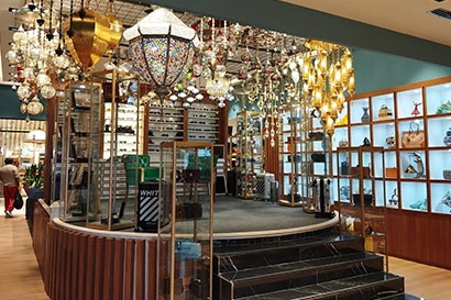 Bags and Elegance Exclusive, Luxury, Celebrity-Preferred Stores and ...