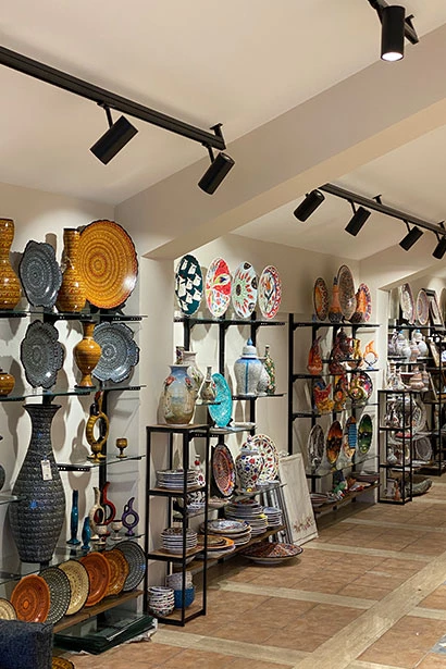 Exclusive, Luxury, Celebrity-Preferred Stores and Boutiques in Seramik ...